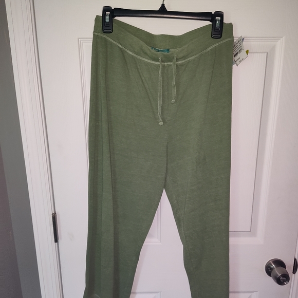 fresh produce | Pants & Jumpsuits | Nwt Fresh Produce Pants Size Medium ...